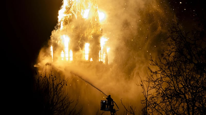 Segundo incendio en la histórica iglesia de Vondel, obra del arquitecto ...
