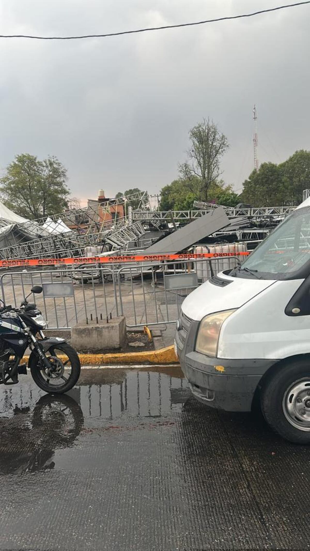 Colapso de estructura de escenario en GAM deja siete heridos – La Crónica de Hoy